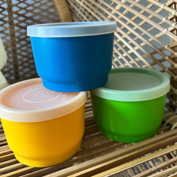 Tupperware | Kitchen | Tupperware Vintage Mini Snack Containers | Poshmark